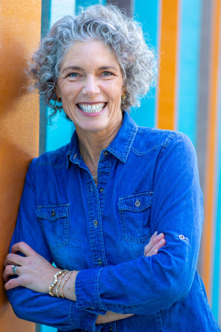 Interview with Liz Garton Scanlon, author of Lolo's Light